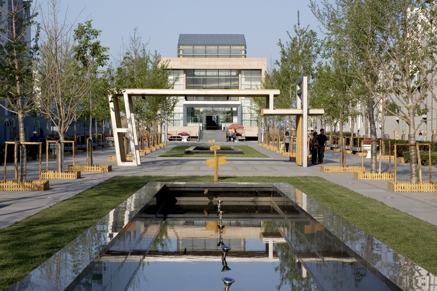 Tianjin Lake Parkave - B+H Architects