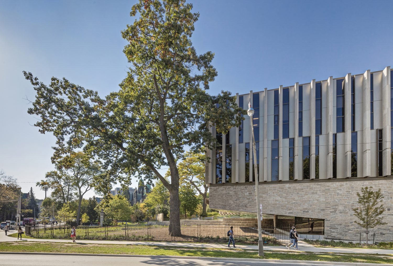University of Toronto: Faculty of Law Landscape + Public Realm Renewal ...