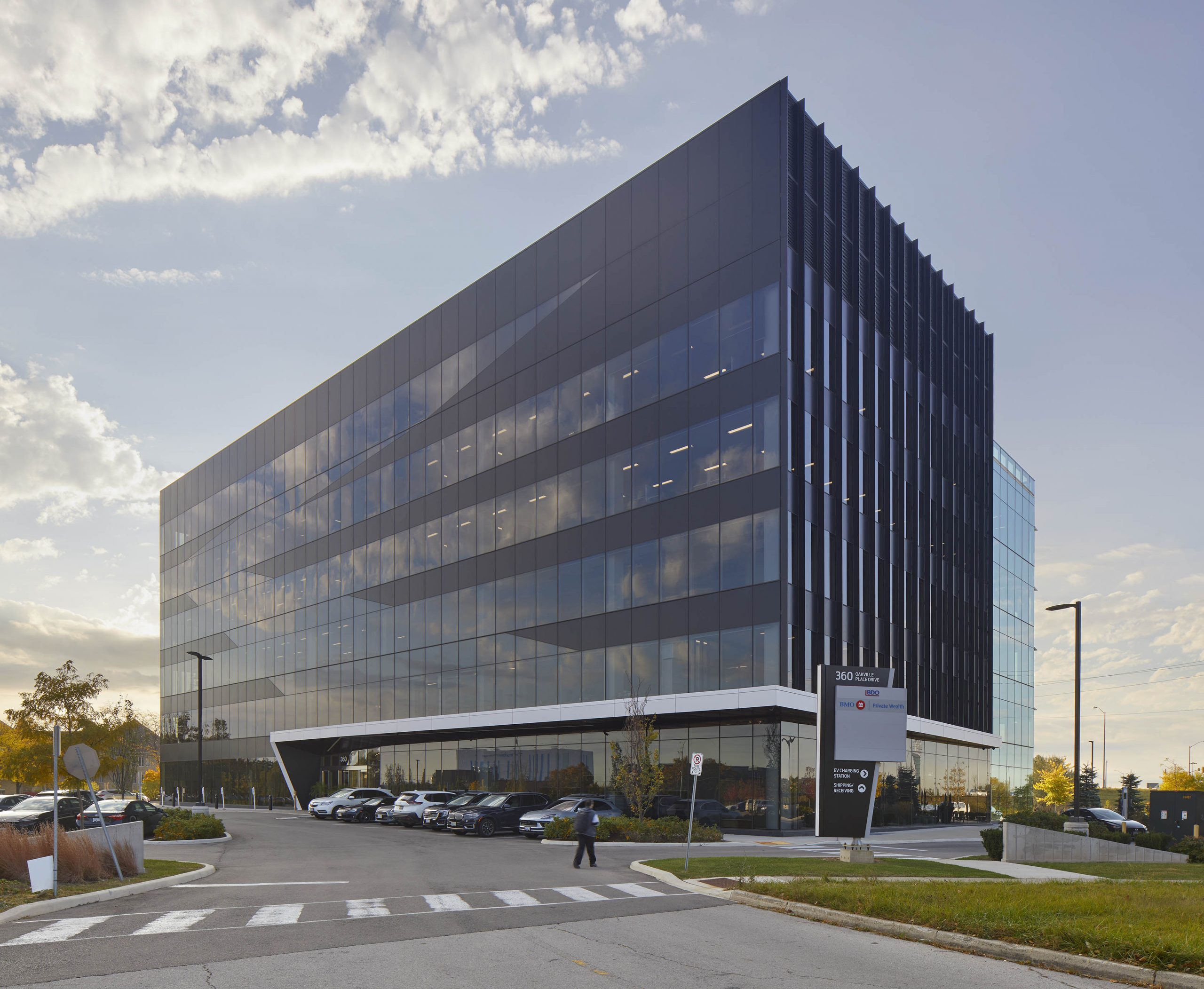 360 Oakville Place Drive - B+H Architects